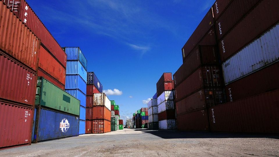Regeringen samlar parterna i tullmöte om exportindustri - Svensk Verkstad